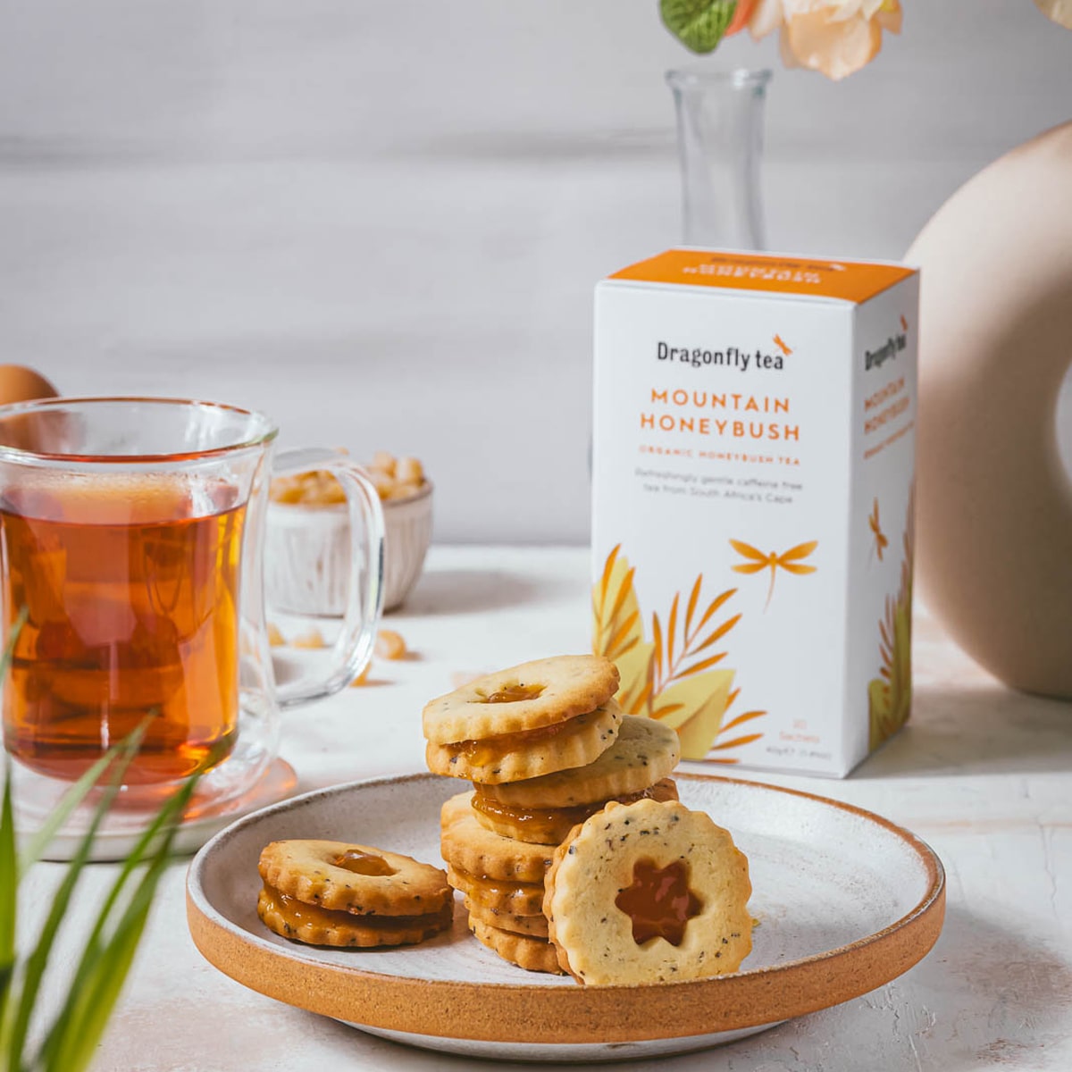 Organic Honeybush Tea & Ginger Linzer Cookies with Apricot Filling ...